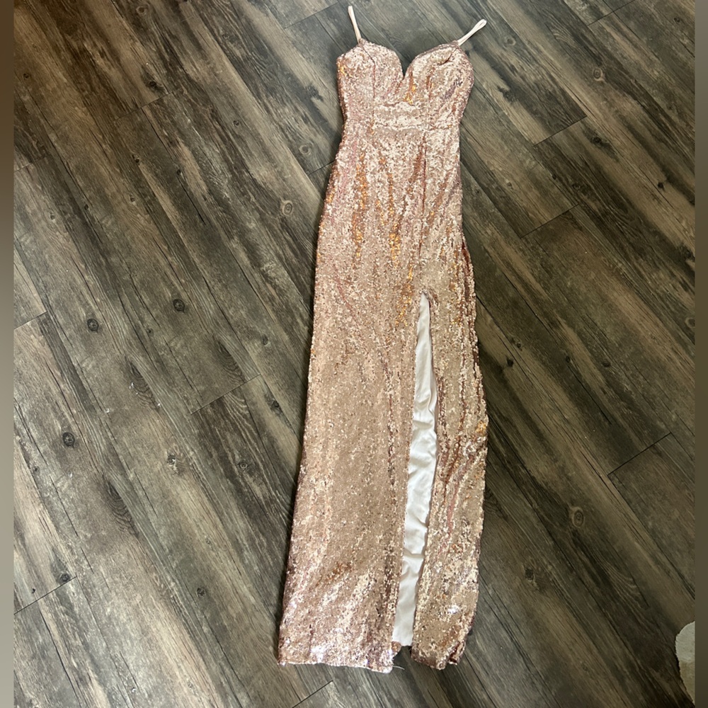 Light Pink Sequin Gown With Slit - Gem
